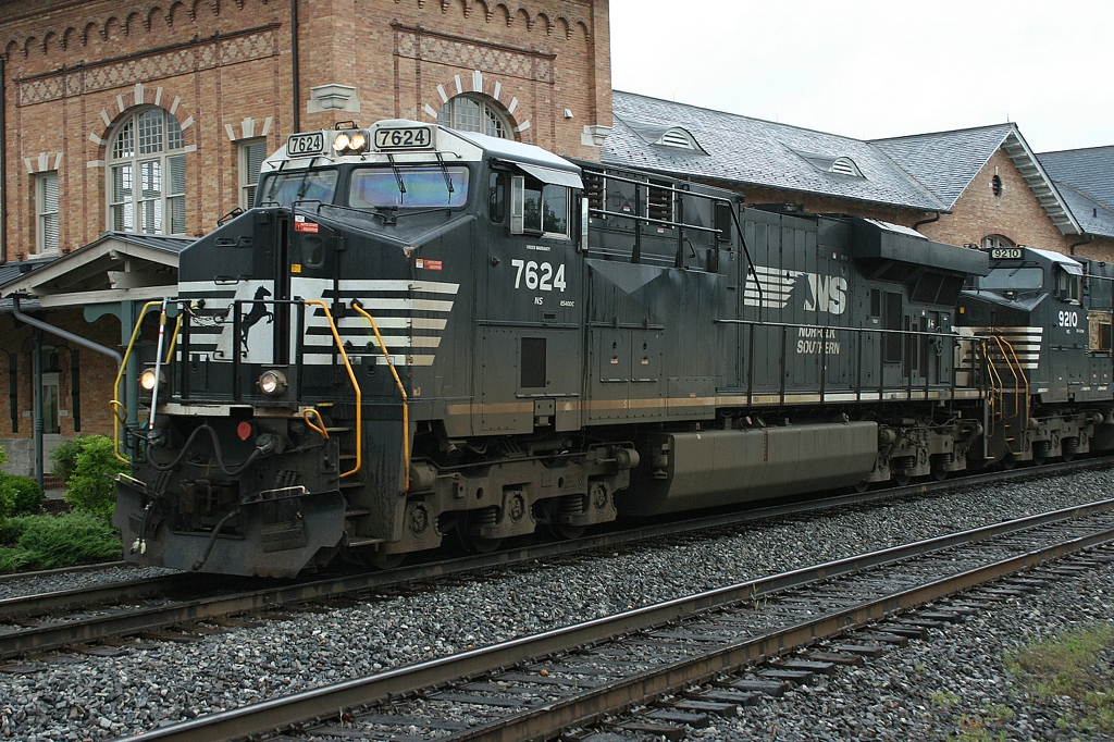 NS 7624